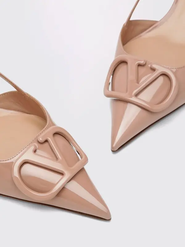 Valentino Garavani Flat Shoes Colour