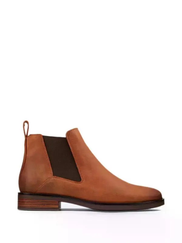Clarks Memi Top Chelsea Boots - Brown