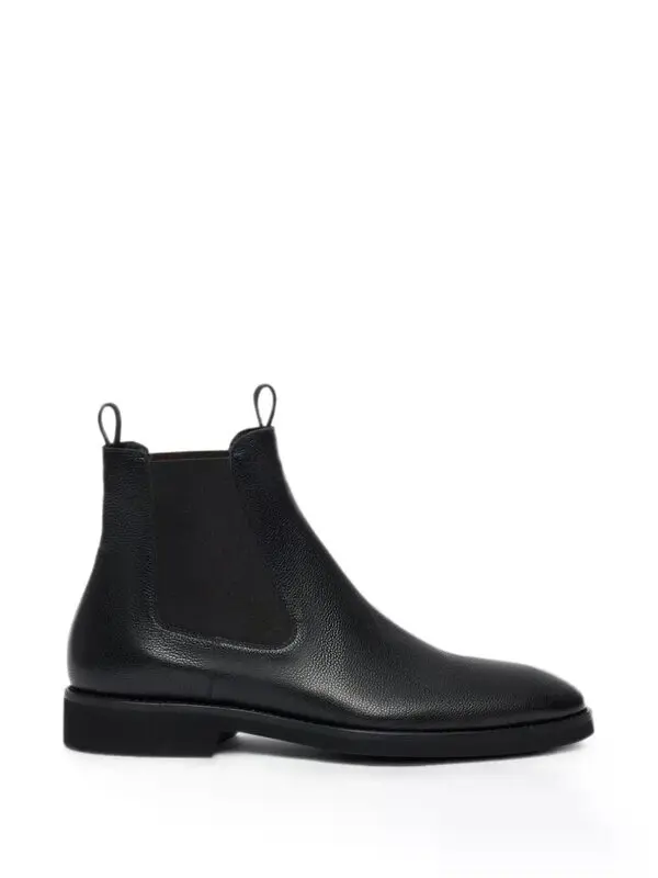 TOM FORD Grainy Leather Chelsea Boots