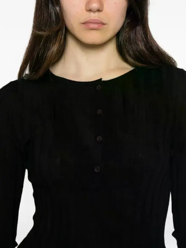 HUGENBERG Ribbed Knit Henley Long Sleeve Top