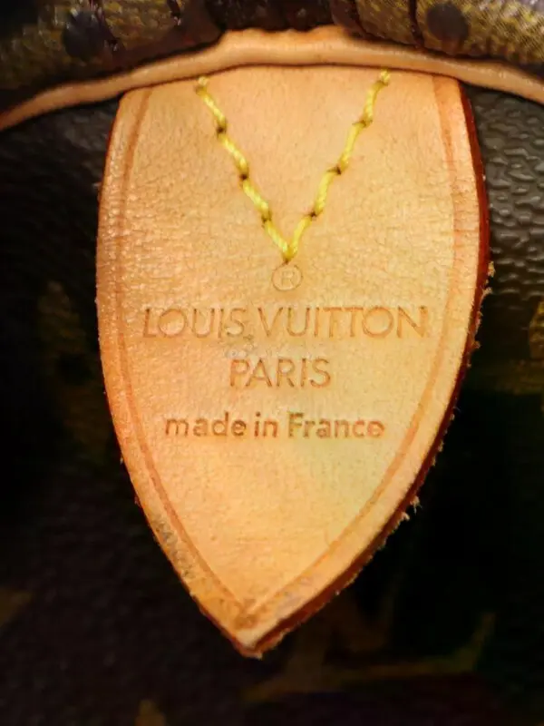 LOUIS VUITTON Keepall Bandoulière Monogram Holdall Bag