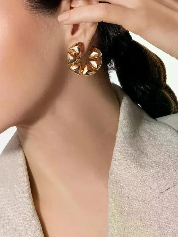 Vhernier Freccia Piccolo Earrings