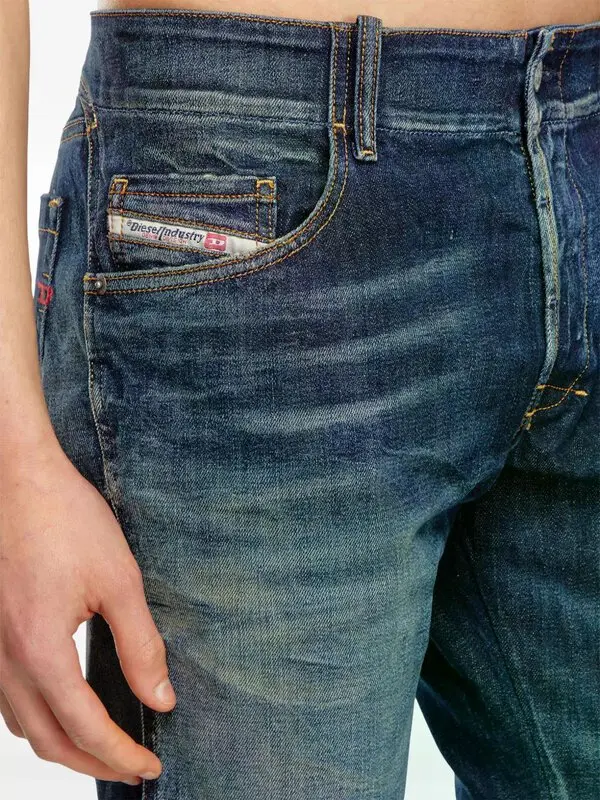 DIESEL® D-backler Low-rise Jeans