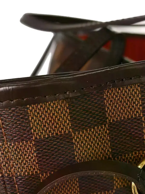 LOUIS VUITTON 2010 Mm Neverfull Tote Bag