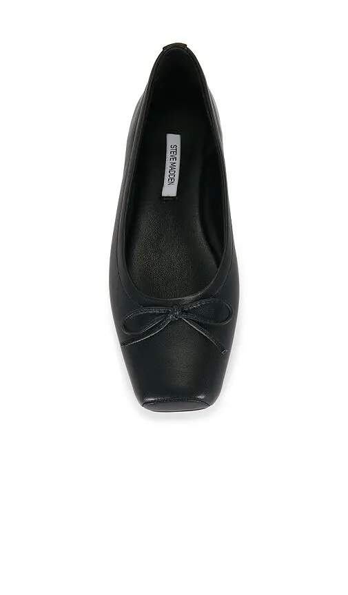 Steve Madden Eleve Flat In . Also