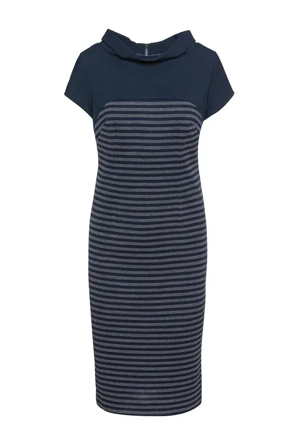 CONQUISTA Fitted Midi Dress