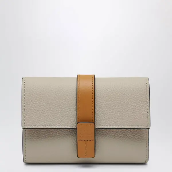 Loewe Small Vertical Wallet In Light Oat / Honey Grained Leather