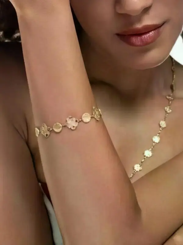 Coomi Trinetra Diamond Bracelet In 20k Yellow