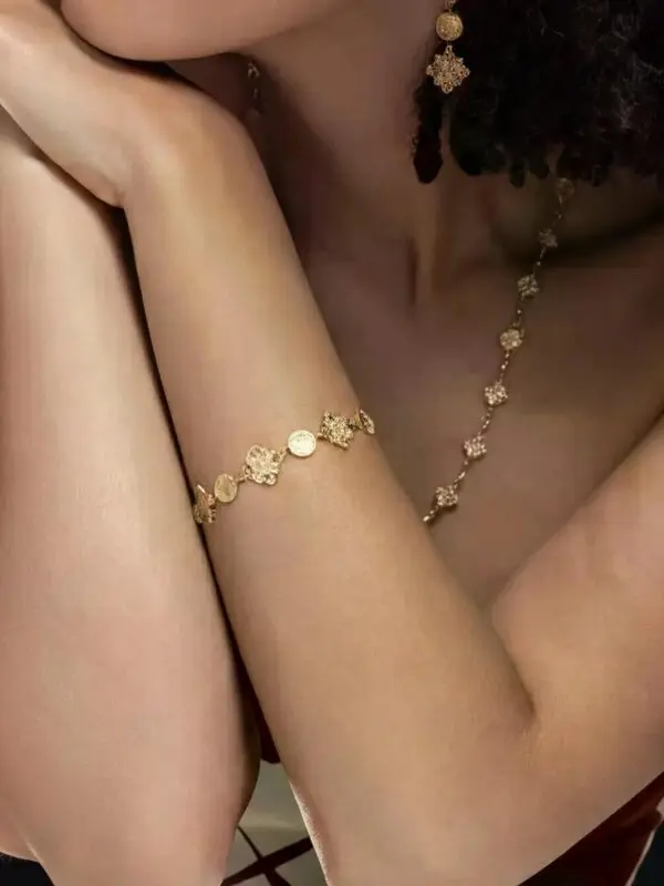 Coomi Trinetra Diamond Bracelet In 20k Yellow