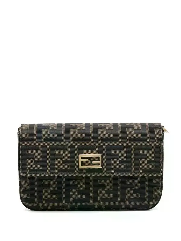 Fendi Baguette Ff-motif Clutch Bag - Brown