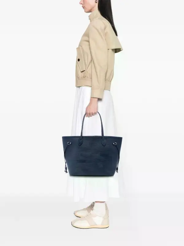 LOUIS VUITTON 2013 Epi Neverfull Mm Tote Bag