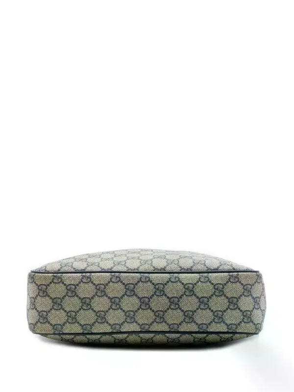 Gucci Gg Supreme Crossbody Bag