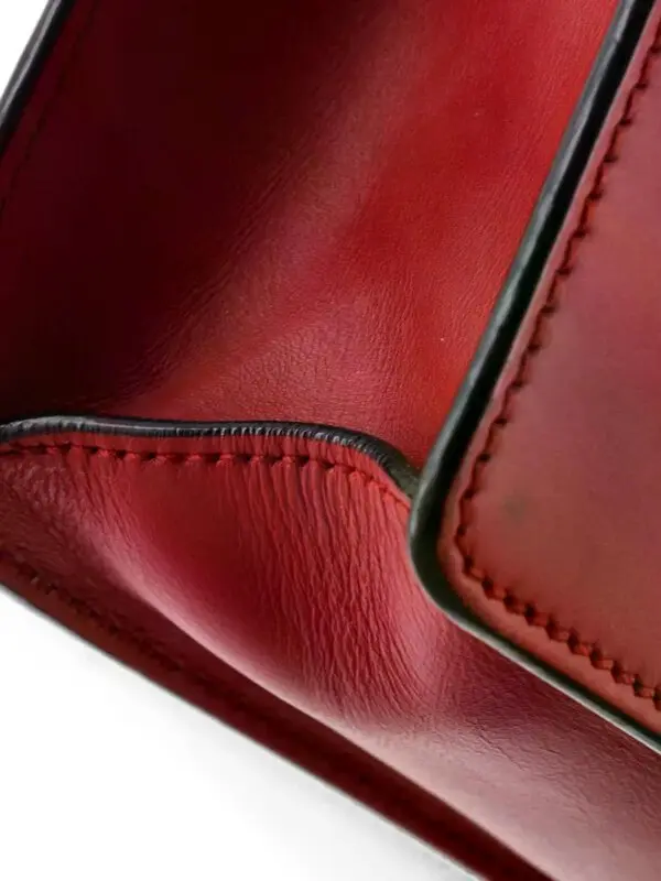Gucci Sylvie Leather Shoulder Bag - Red