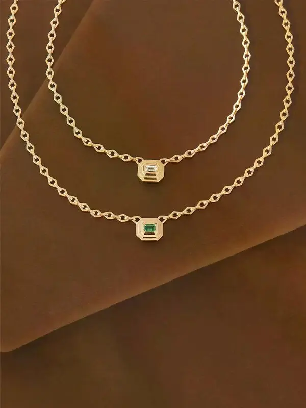 AZLEE Emerald Staircase Medium Necklace