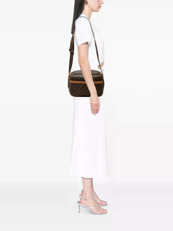 LOUIS VUITTON 2004 Monogram Reporter Pm Crossbody Bag