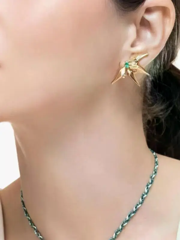 CAROL KAUFFMANN Toile Laila Diamond And Emerald Earrings - Gold