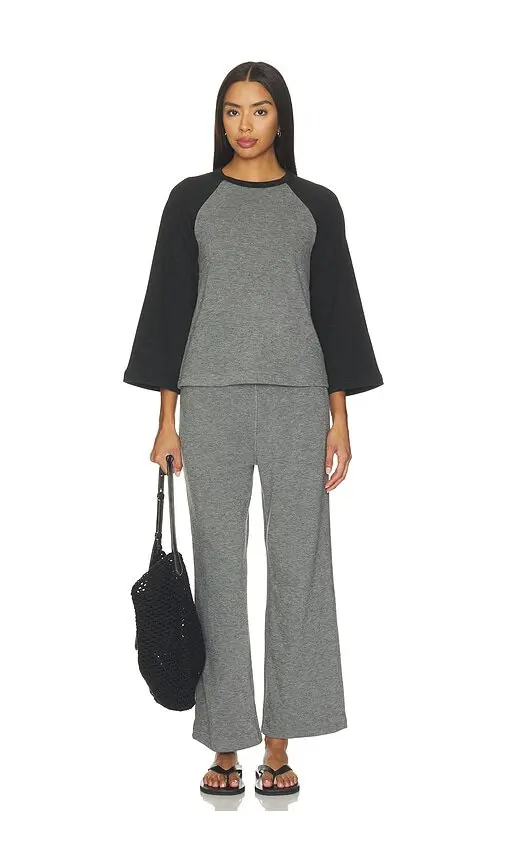 BOBI Color Block 3/4 Sleeve Raglan In . Also
