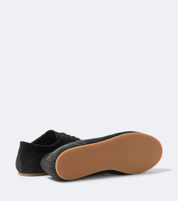 COMMON PROJECTS Driving Suede Sneakers