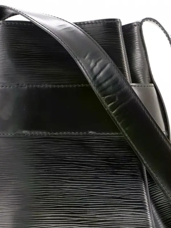 LOUIS VUITTON Vintage Sac D'epaule Handbag Epi Leather Pm Bucket Bag - Black