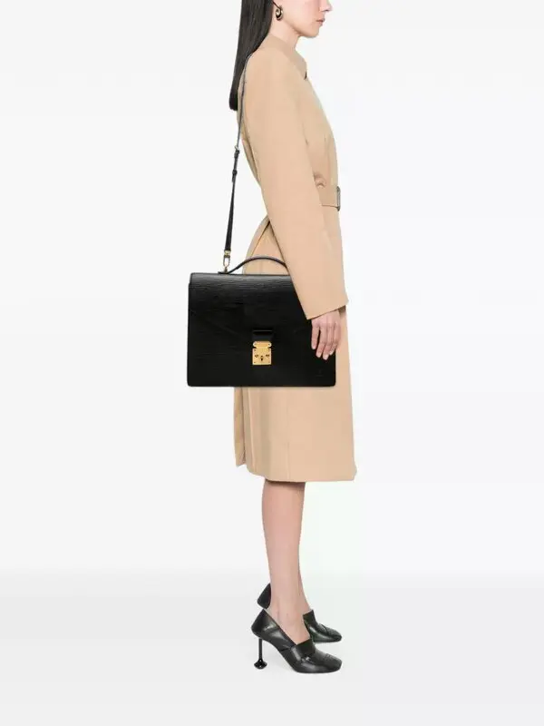 LOUIS VUITTON Epi Leather Business Bag With Push Lock Closure