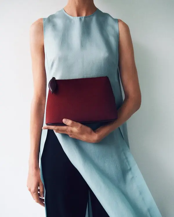 LIFFNER Satin Pouch - Red