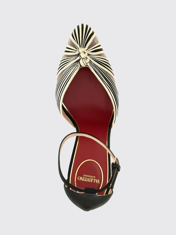 Valentino Garavani Court Shoes Colour