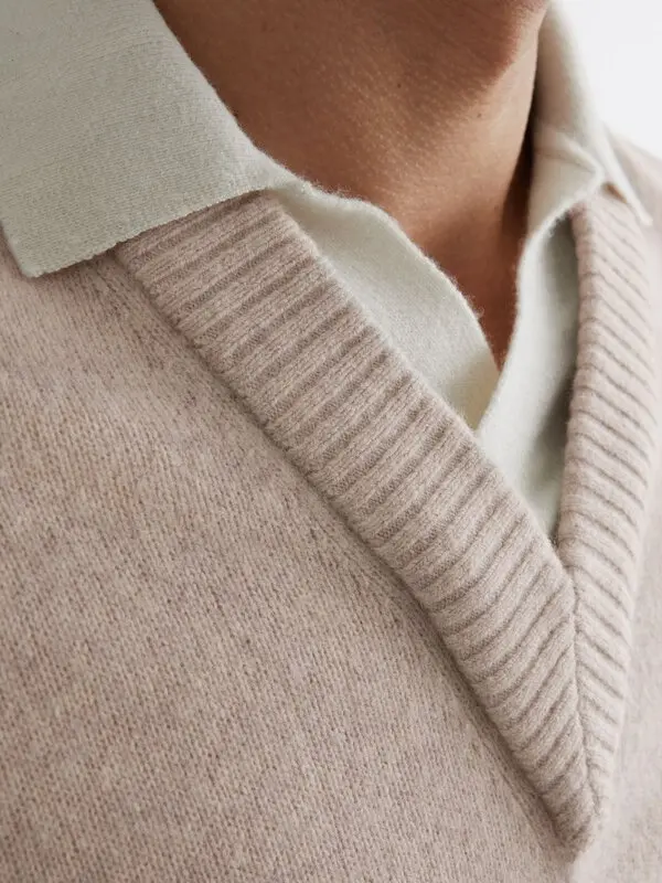 REISS Wool V-neck Contrast-collar Jumper - Oatmeal