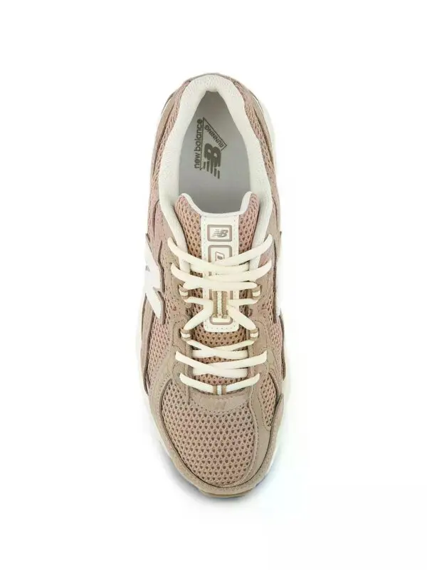 NEW BALANCE 740 Shoes