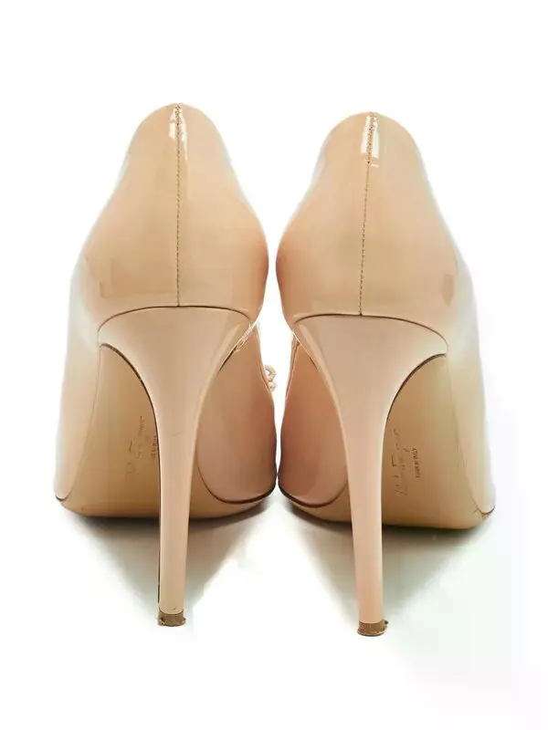 FERRAGAMO Vara Pumps