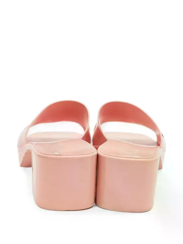 Gucci Logo-embossed Slide Sandals