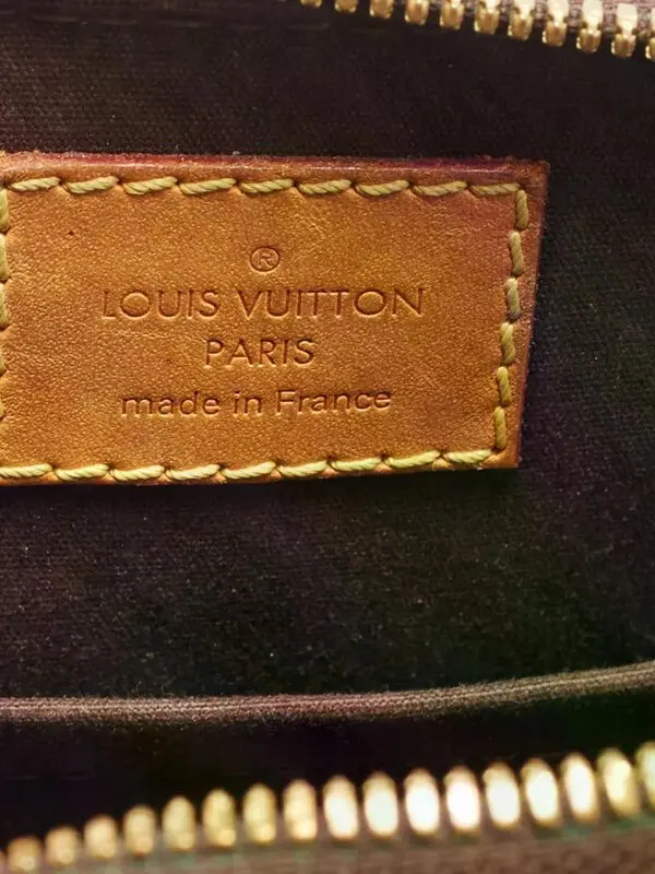 LOUIS VUITTON Alma Bb Monogram Vernis Handbag