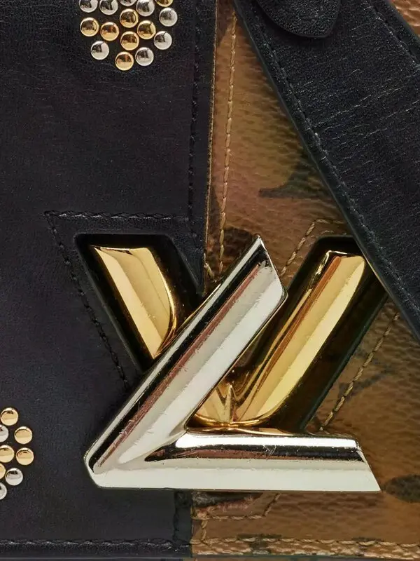 LOUIS VUITTON 2017 Twist Studded On-chain Wallet
