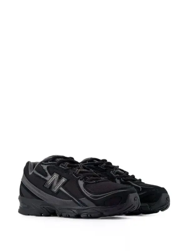 NEW BALANCE 740 Shoes