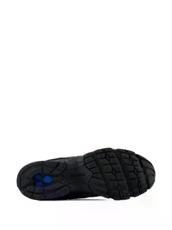 NEW BALANCE 740 Shoes