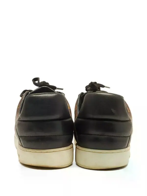 LOUIS VUITTON Frontrow Monogram Low-top Sneakers