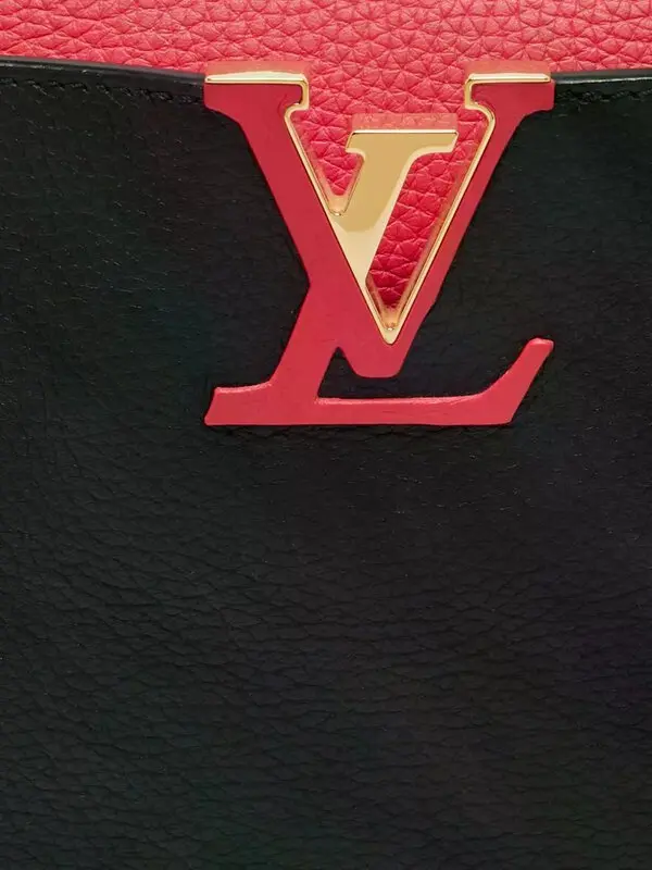 LOUIS VUITTON Mm Capucines Tote Bag