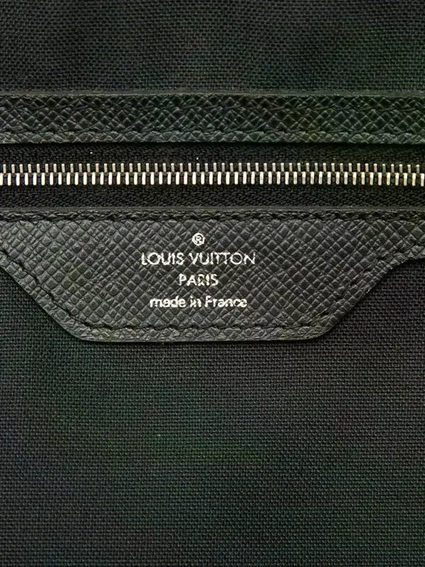 LOUIS VUITTON 2007 Taiga Igor Briefcase Business Bag