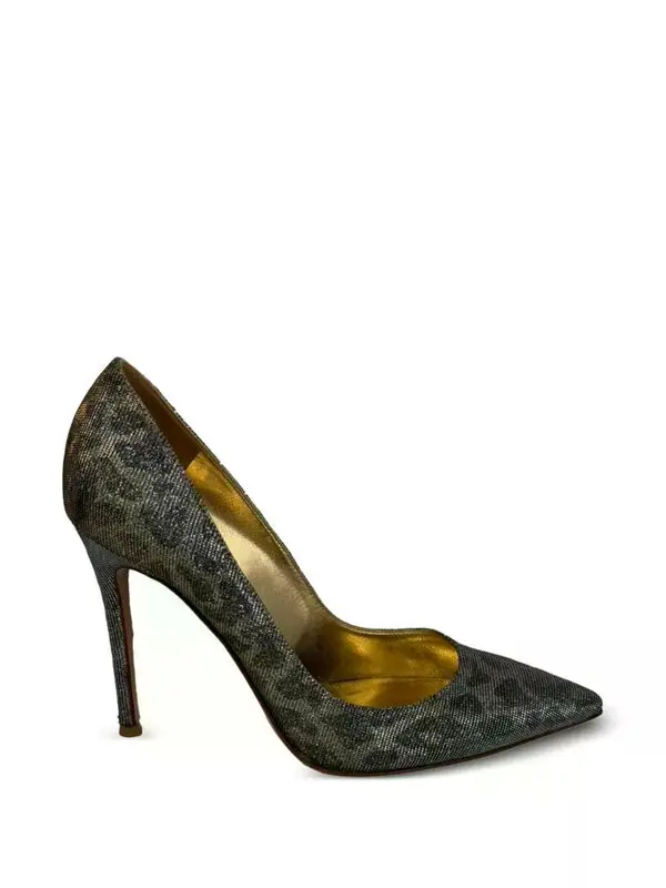 GIANVITO ROSSI 105 Pointed-toe Pumps