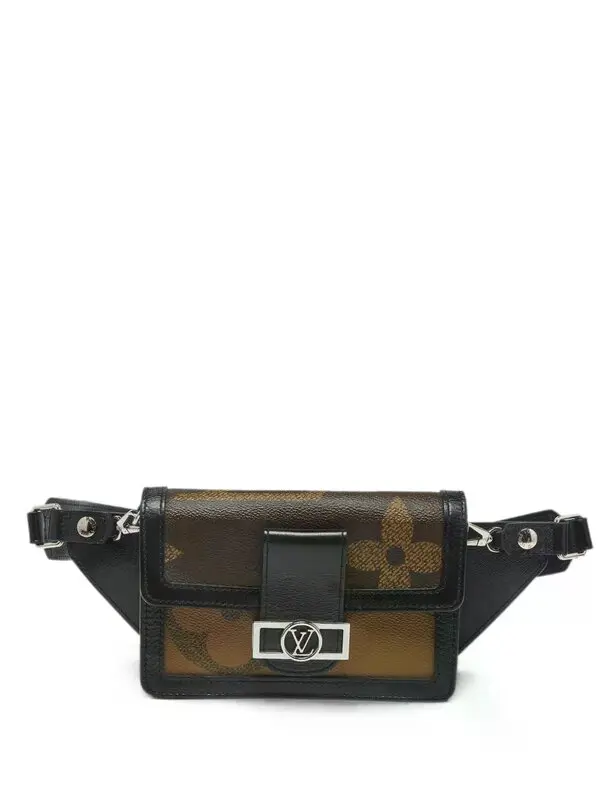 LOUIS VUITTON 2019 Dauphine Giant Monogram Mini Belt Bag
