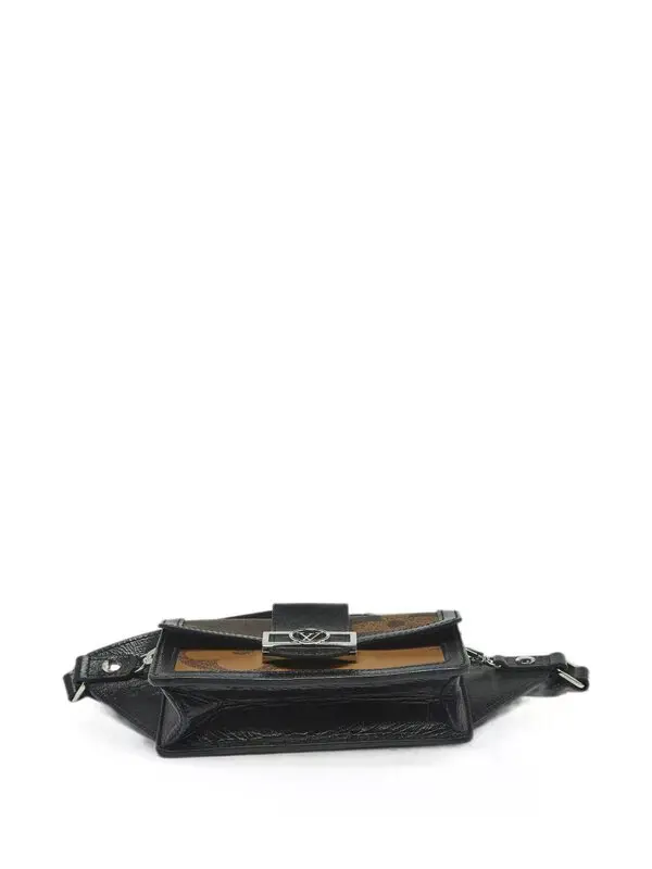 LOUIS VUITTON 2019 Dauphine Giant Monogram Mini Belt Bag