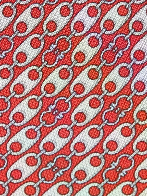 FERRAGAMO Silk Link Print Skinny Tie - Red