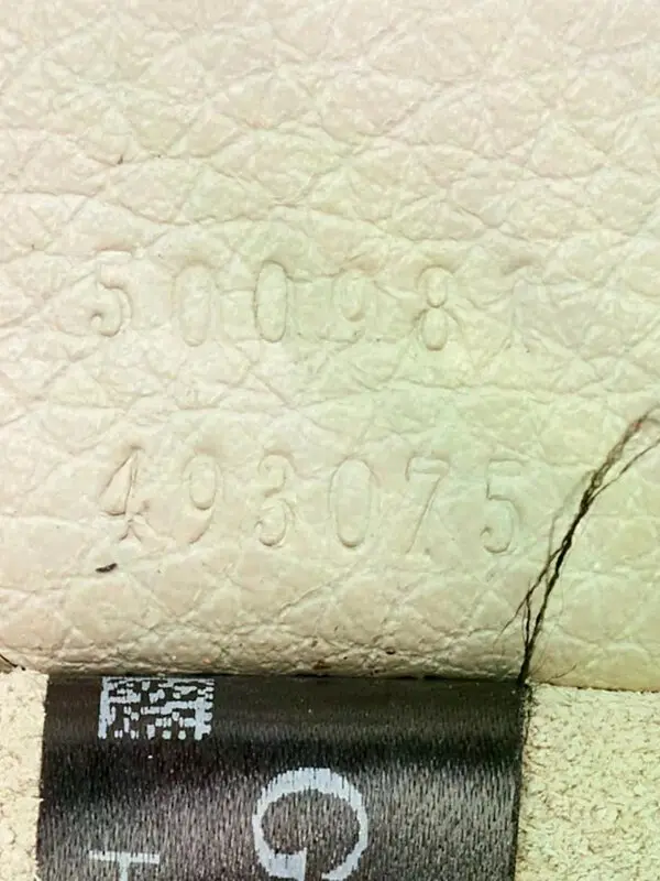 Gucci Logo Clutch Bag