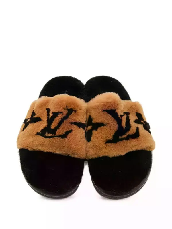 LOUIS VUITTON Pool Pillow Monogram Shearling Sandals