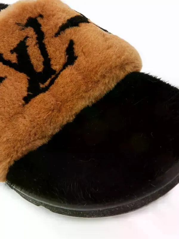 LOUIS VUITTON Pool Pillow Monogram Shearling Sandals