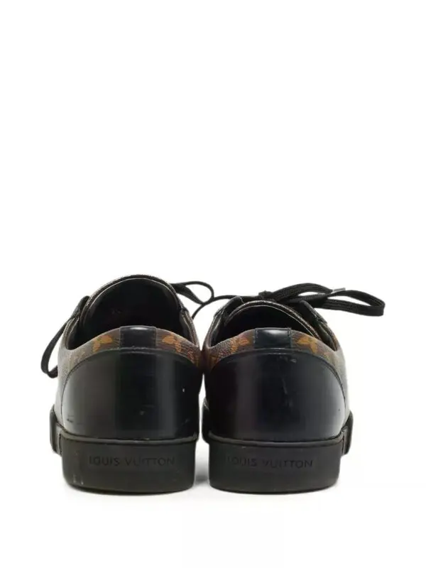 LOUIS VUITTON Match Up Sneakers