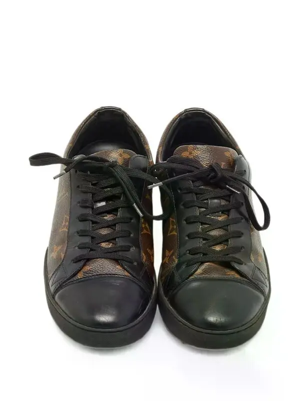 LOUIS VUITTON Match Up Sneakers