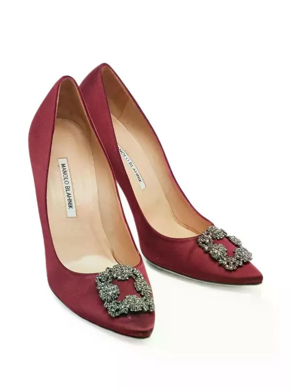 Manolo Blahnik Hangisi Crystal-buckle Pumps