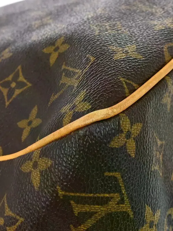 LOUIS VUITTON 2005 Buckle Detail Tote Handbag