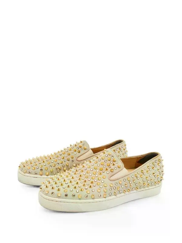 CHRISTIAN LOUBOUTIN Pik Boat Spiked Sneakers - Neutrals