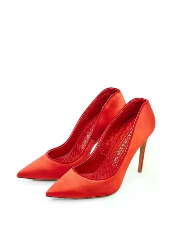 Alexander McQueen Pointed-toe Pumps